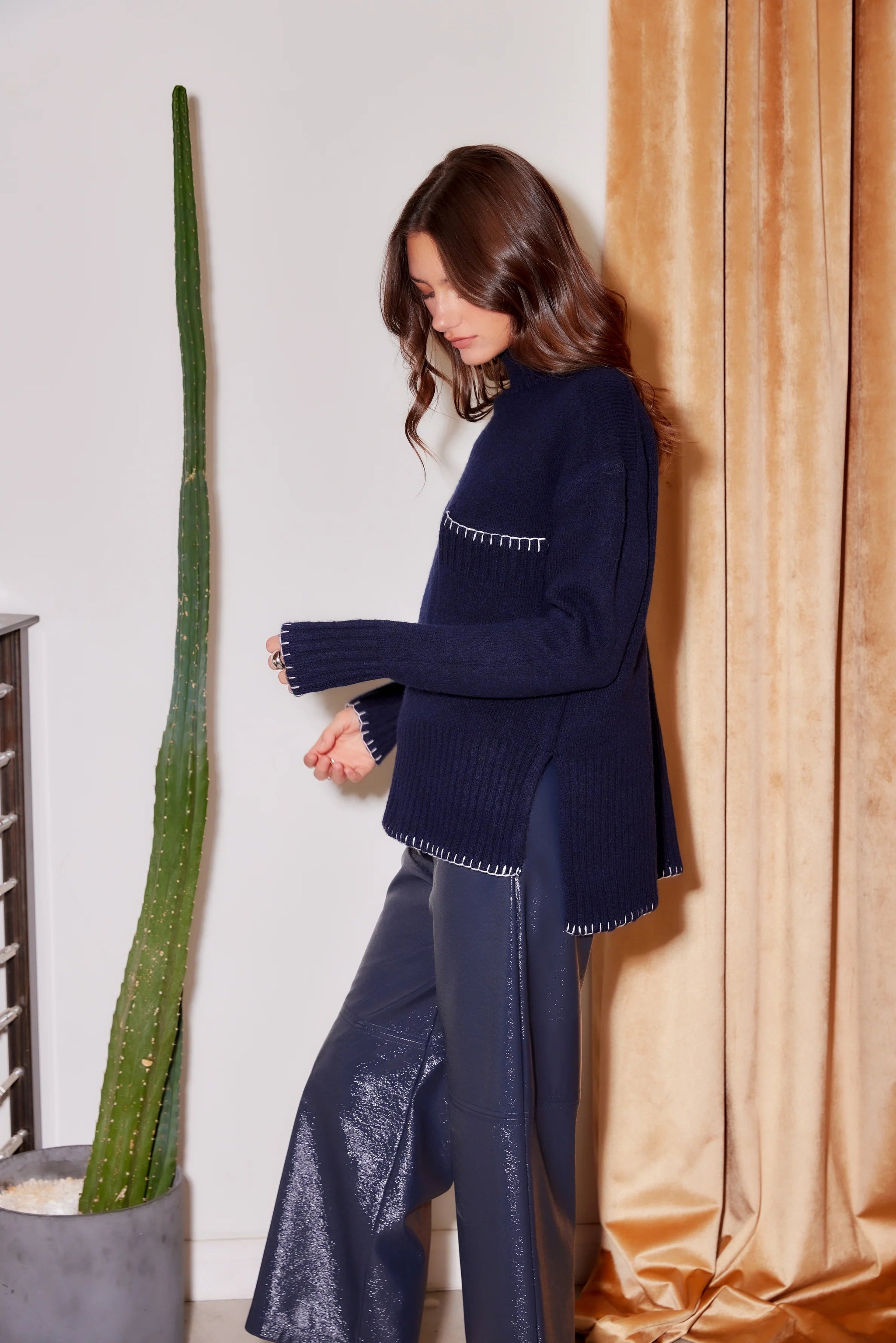 1520- SYLVIE EDGE STITCH SWEATER | NAVY– Slate